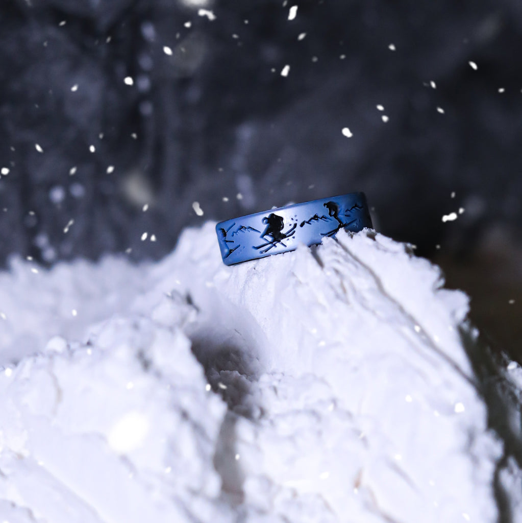 Skiers - Arctic Rush Silicone Ring - Engraved Dual Layer | Knot Theory